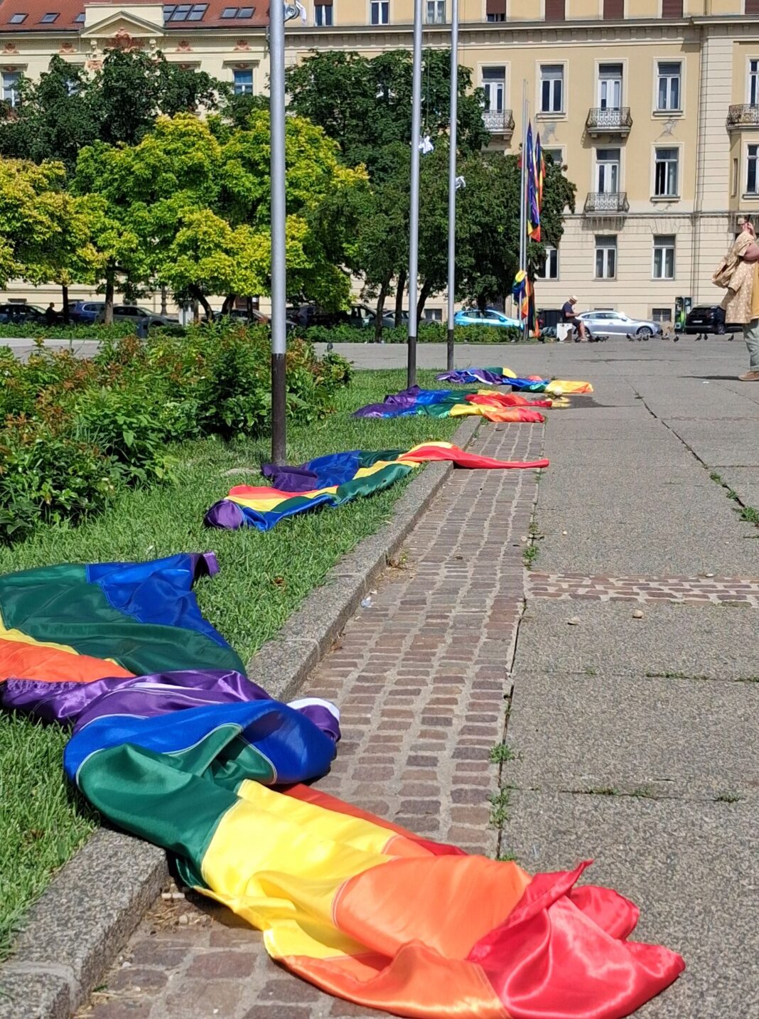 “Narode, probudi se! Nije dovoljno samo moliti, za Boga treba i ...